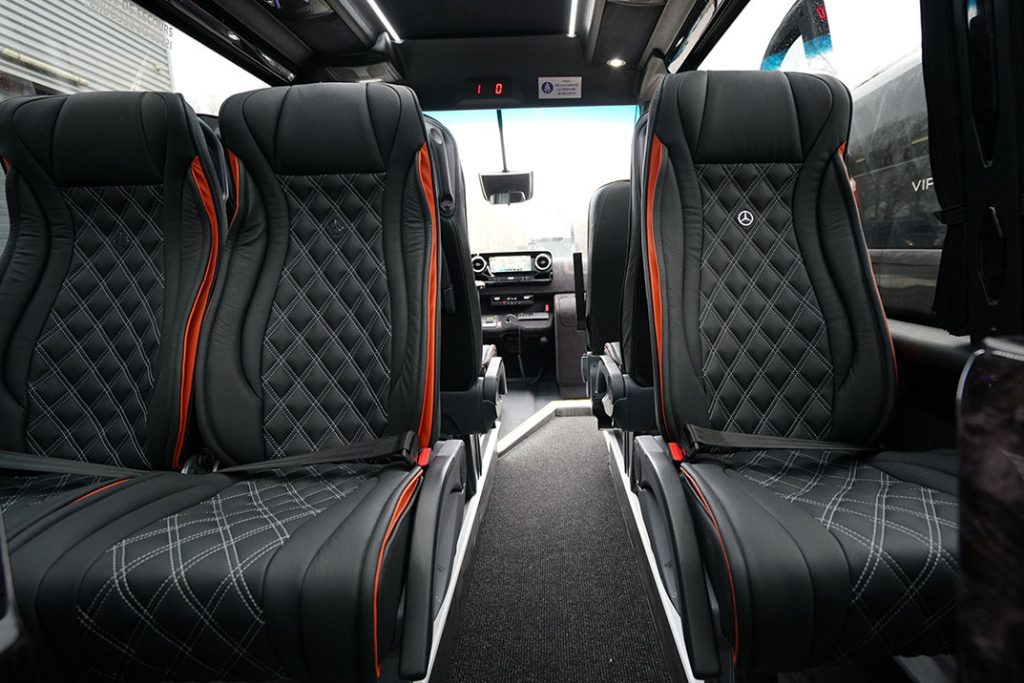 Mercedes Sprinter 16 19 places Standing - Standing.fr